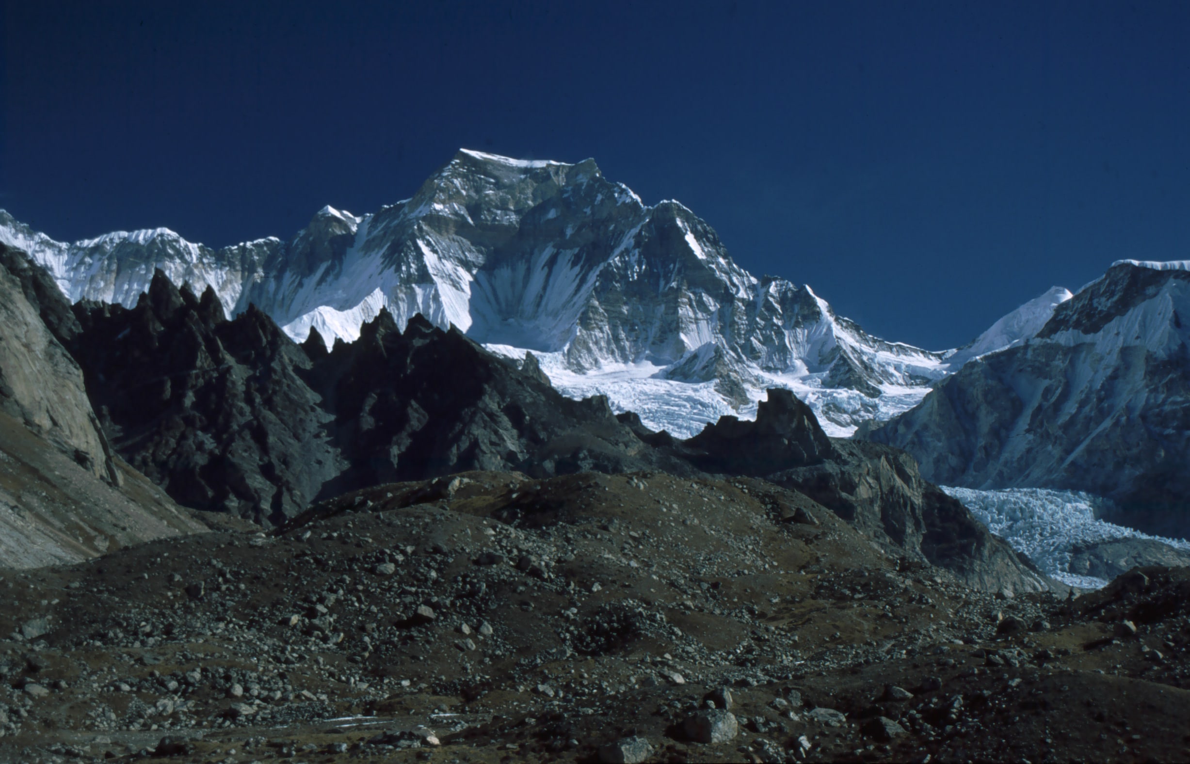 Gyachung Kang - Well Nepal Treks