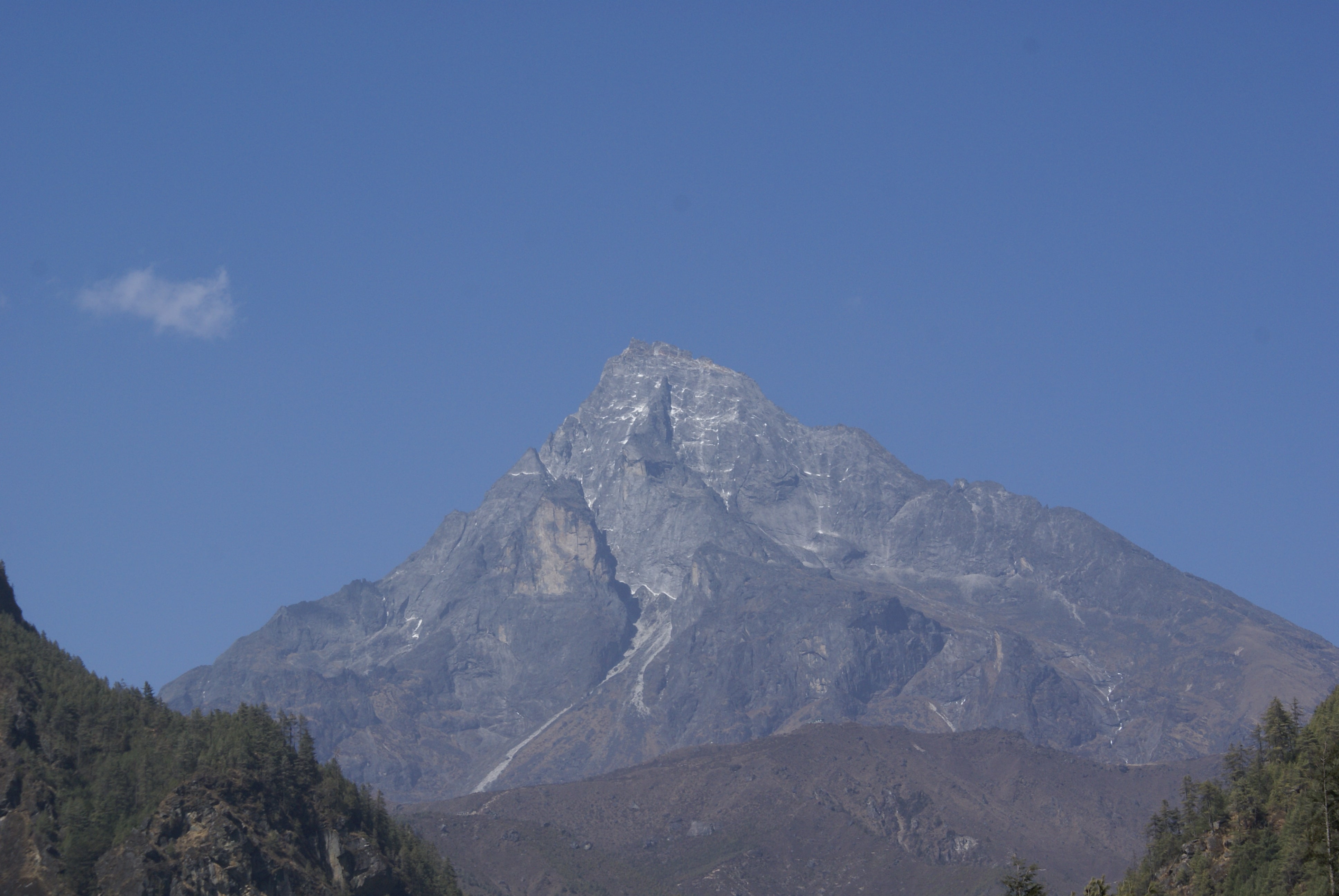 Mt Khumbila - Well Nepal Treks